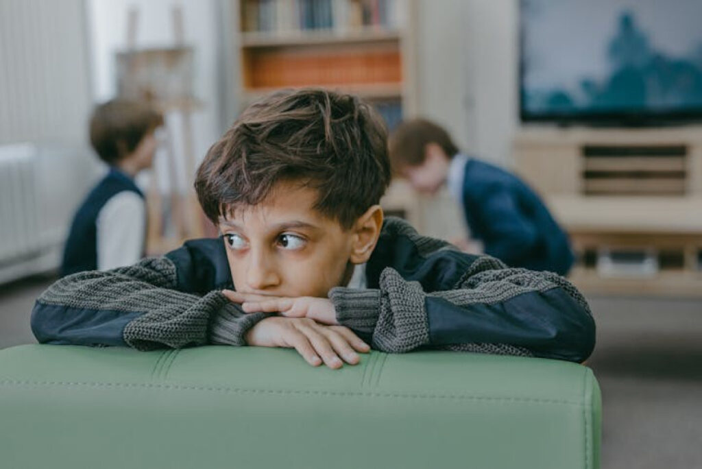 ¿Excluyen a mi hijo? Guía práctica para actuar con prontitud | Estilo ...